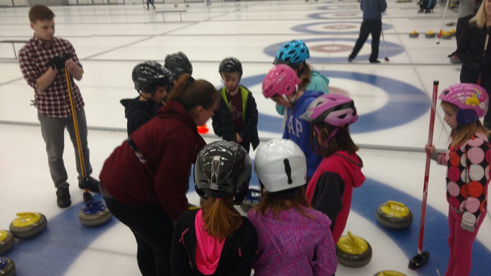 Curling | Calgary Curling Club